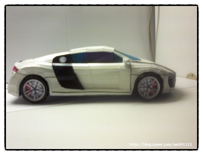 AUDI R8 - Le forum en papier